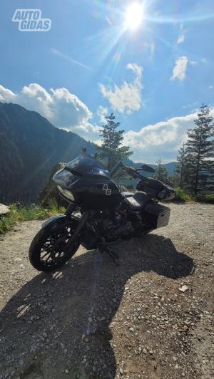 Харли-Девидсон Road Glide 2019 в Каунас, объемом двигателя 0.00 л и пробегом 0 тыс. км за 14000 €, фото 3 на AUTOMOTO.COM.LV