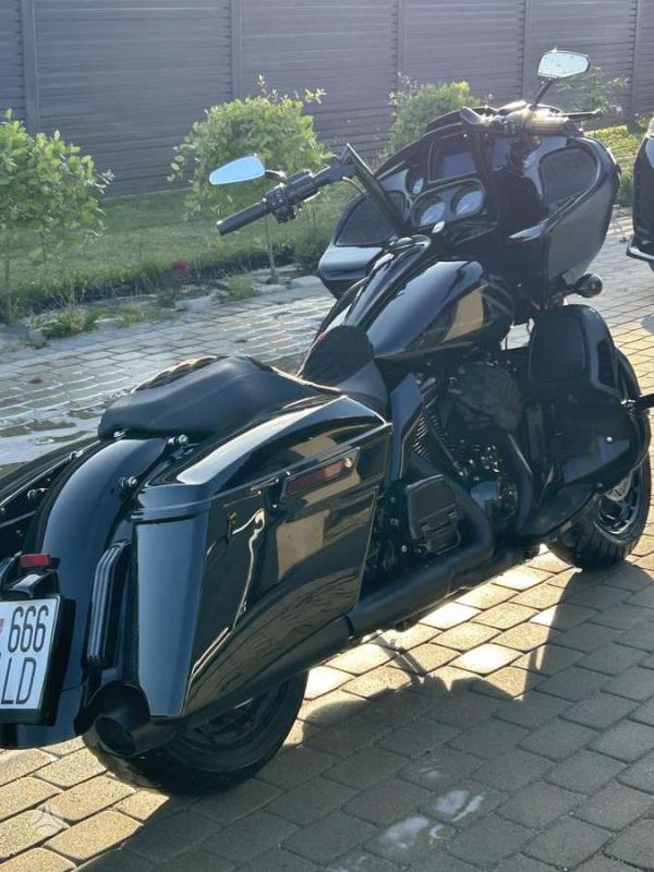 Харли-Девидсон Road Glide 2019 в Клайпеда, объемом двигателя 0.00 л и пробегом 20 тыс. км за 15750 €, фото 2 на AUTOMOTO.COM.LV