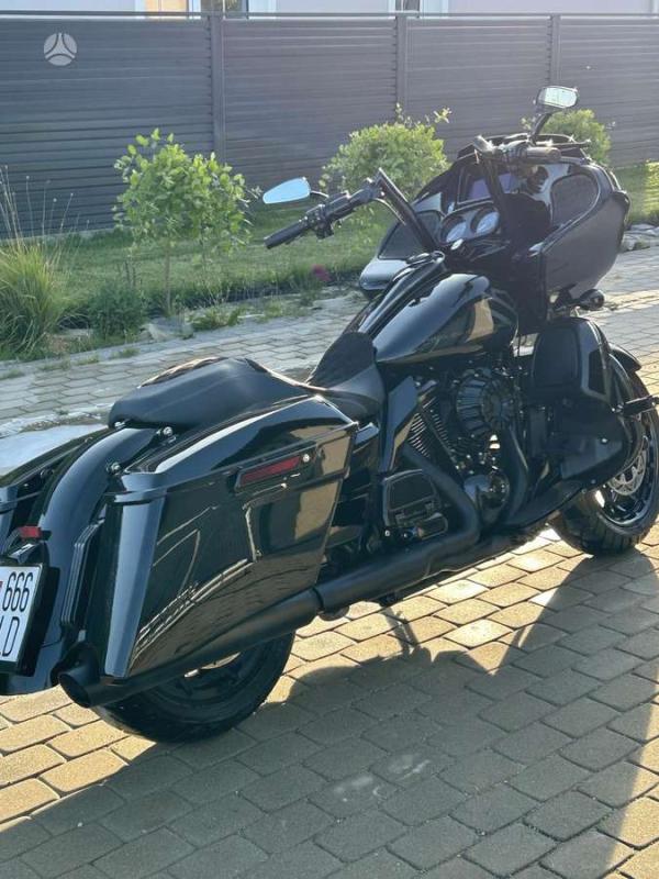 Харли-Девидсон Road Glide 2019 в Клайпеда, объемом двигателя 0.00 л и пробегом 20 тыс. км за 15750 €, фото 10 на AUTOMOTO.COM.LV