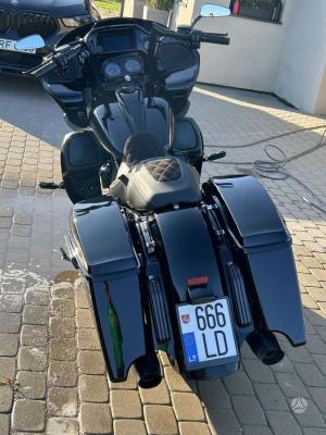 Harley-Davidson Road Glide 2019 in Klaipeda, with an engine capacity of 0.00 L and mileage of 20 thousand km for 15750 €, photo 20 on AUTOMOTO.COM.LV
