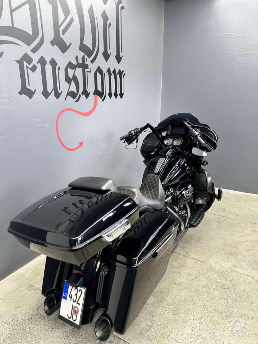 Харли-Девидсон Road Glide 2019 в Каунас, объемом двигателя 1.86 л и пробегом 11 тыс. км за 17700 €, фото 6 на AUTOMOTO.COM.LV