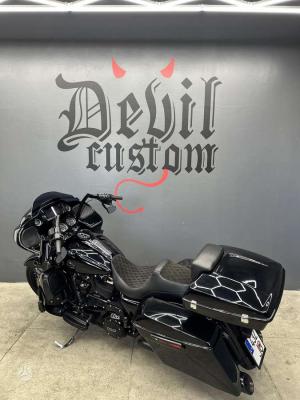 Харли-Девидсон Road Glide 2019 в Каунас, объемом двигателя 1.86 л и пробегом 11 тыс. км за 17700 €, фото 8 на AUTOMOTO.COM.LV