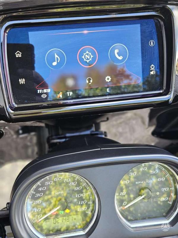 Harley-Davidson Road Glide 2019 in Siauliai on AUTOMOTO.COM.LV Harley-Davidson Road Glide 2019 in Siauliai, with an engine capacity of 0.00 L and mileage of 21 thousand km for 13800 €, photo 9 on AUTOMOTO.COM.LV