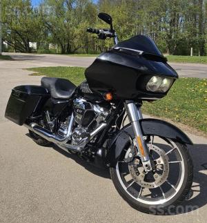 Harley-Davidson Road Glide 2020 in Riga, with an engine capacity of 1.75 L and mileage of 0 thousand km for 18900 €, photo 3 on AUTOMOTO.COM.LV
