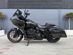Харли-Девидсон Road Glide 2020 в Шяуляй, объемом двигателя 1.89 л и пробегом 5 тыс. км за 19200 €, фото  на AUTOMOTO.COM.LV