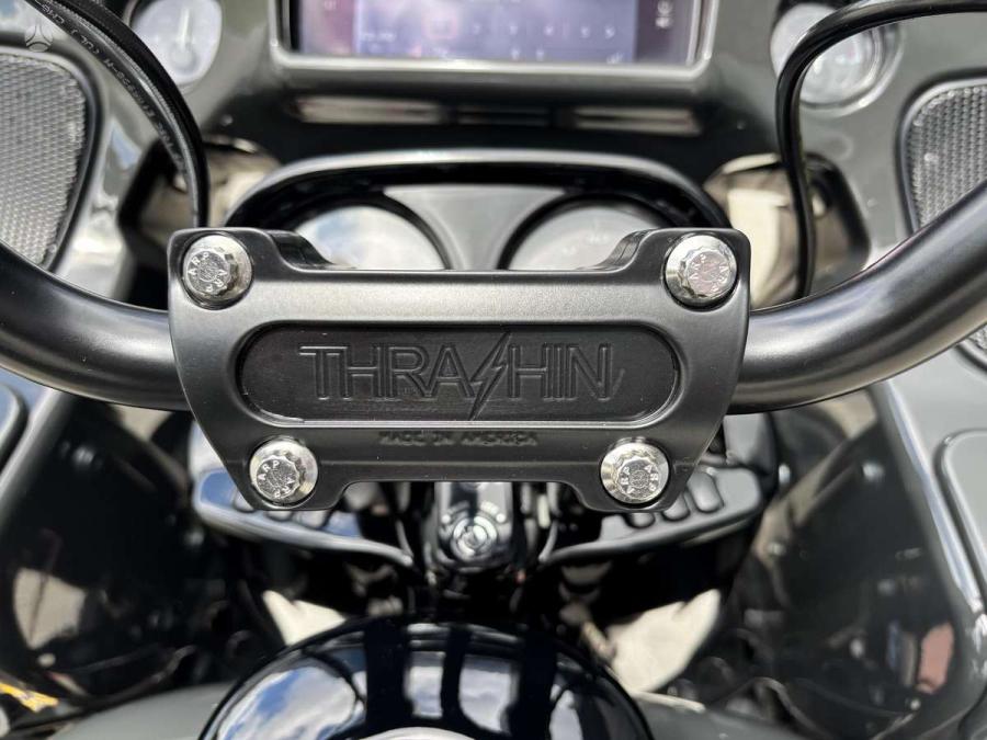 Harley-Davidson Road Glide 2020 in Siauliai, with an engine capacity of 1.89 L and mileage of 5 thousand km for 19200 €, photo 8 on AUTOMOTO.COM.LV