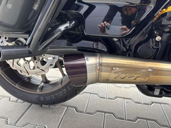 Harley-Davidson Road Glide 2020 in Siauliai, with an engine capacity of 1.89 L and mileage of 5 thousand km for 19200 €, photo 8 on AUTOMOTO.COM.LV