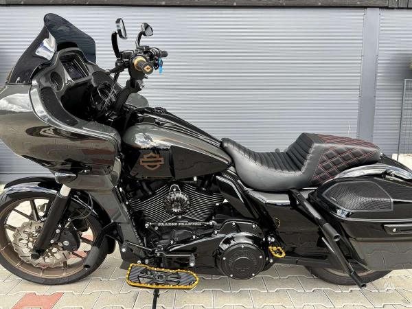 Harley-Davidson Road Glide 2020 in Siauliai, with an engine capacity of 1.89 L and mileage of 5 thousand km for 19200 €, photo 9 on AUTOMOTO.COM.LV