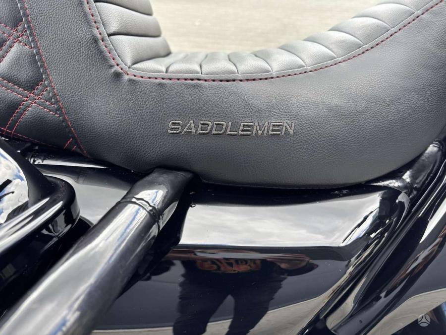 Harley-Davidson Road Glide 2020 in Siauliai, with an engine capacity of 1.89 L and mileage of 5 thousand km for 19200 €, photo 17 on AUTOMOTO.COM.LV