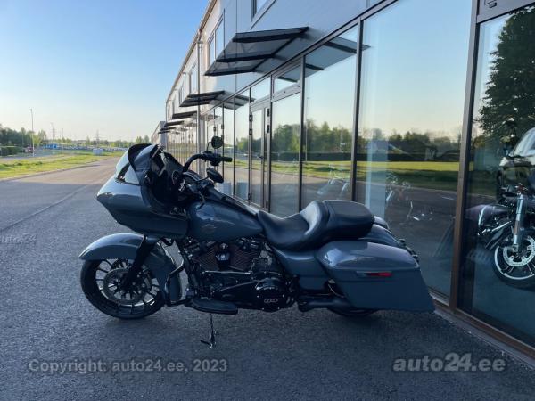 Harley-Davidson Road Glide 2021 Tartu, ar dzinēja tilpumu 1.87 L un nobraukumu 5 tūkst. km par 27500 €, foto 3 vietnē AUTOMOTO.COM.LV