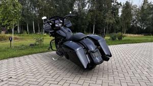 Harley-Davidson Road Glide 2021 Utena, ar dzinēja tilpumu 1.87 L un nobraukumu 55 tūkst. km par 16500 €, foto 12 vietnē AUTOMOTO.COM.LV