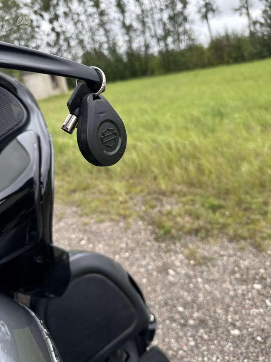 Харли-Девидсон Road Glide 2021 в Каунас, объемом двигателя 1.86 л и пробегом 20 тыс. км за 12500 €, фото 11 на AUTOMOTO.COM.LV