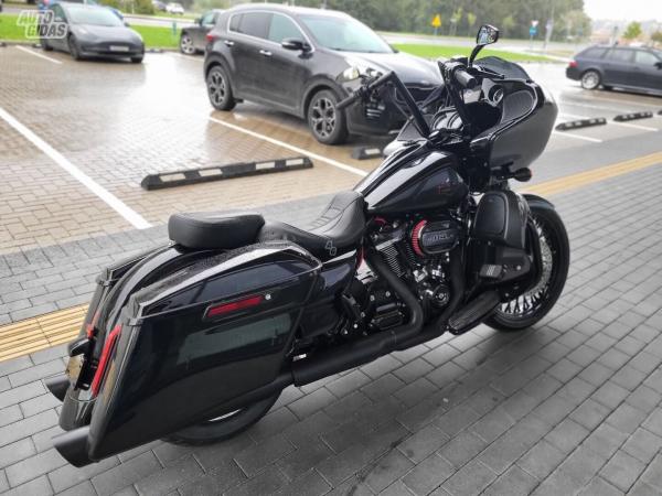 Harley-Davidson Road Glide 2021 Kauņa, ar dzinēja tilpumu 0.00 L un nobraukumu 0 tūkst. km par 15300 €, foto 5 vietnē AUTOMOTO.COM.LV