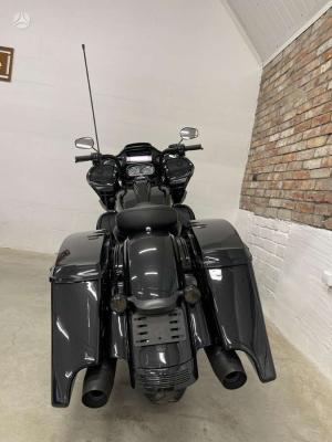 Harley-Davidson Road Glide 2022 in Pasvalys, with an engine capacity of 0.00 L and mileage of 28 thousand km for 16750 €, photo 7 on AUTOMOTO.COM.LV