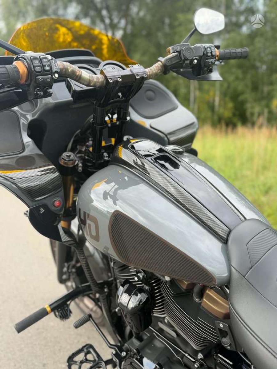 Харли-Девидсон Road Glide 2022 в Шяуляй, объемом двигателя 1.92 л и пробегом 7 тыс. км за 29000 €, фото 12 на AUTOMOTO.COM.LV