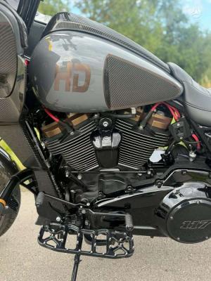 Харли-Девидсон Road Glide 2022 в Шяуляй, объемом двигателя 1.92 л и пробегом 7 тыс. км за 29000 €, фото 14 на AUTOMOTO.COM.LV