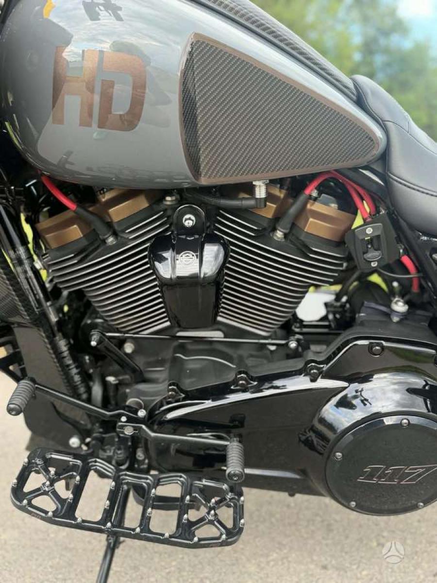Харли-Девидсон Road Glide 2022 в Шяуляй, объемом двигателя 1.92 л и пробегом 7 тыс. км за 29000 €, фото 23 на AUTOMOTO.COM.LV