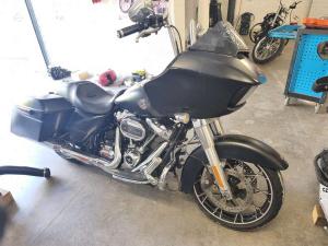 Харли-Девидсон Road Glide 2022 в Паневежис, объемом двигателя 1.90 л и пробегом 76 тыс. км за 10500 €, фото 1 на AUTOMOTO.COM.LV