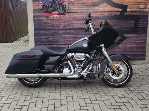 Harley-Davidson Road Glide 2022 Panevēža, ar dzinēja tilpumu 1.87 L un nobraukumu 30 tūkst. km par 11500 €, foto 3 vietnē AUTOMOTO.COM.LV