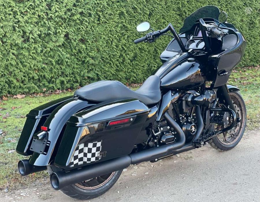 Harley-Davidson Road Glide 2023 Radviliškis, ar dzinēja tilpumu 1.90 L un nobraukumu 189 tūkst. km par 21500 €, foto 4 vietnē AUTOMOTO.COM.LV