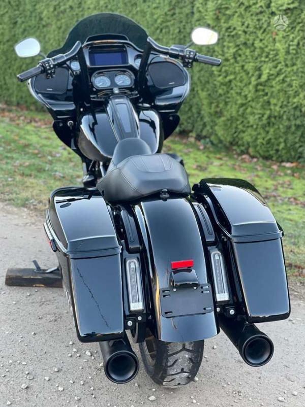 Harley-Davidson Road Glide 2023 Radviliškis, ar dzinēja tilpumu 1.90 L un nobraukumu 189 tūkst. km par 21500 €, foto 8 vietnē AUTOMOTO.COM.LV