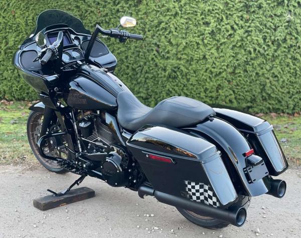 Harley-Davidson Road Glide 2023 Radviliškis, ar dzinēja tilpumu 1.90 L un nobraukumu 189 tūkst. km par 21500 €, foto 9 vietnē AUTOMOTO.COM.LV