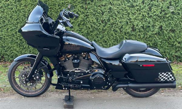Harley-Davidson Road Glide 2023 Radviliškis, ar dzinēja tilpumu 1.90 L un nobraukumu 189 tūkst. km par 21500 €, foto 10 vietnē AUTOMOTO.COM.LV