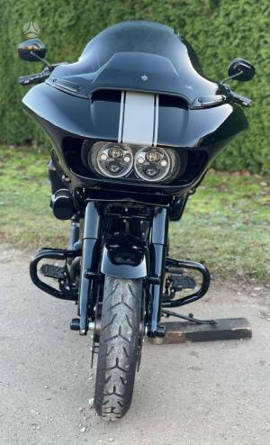 Harley-Davidson Road Glide 2023 Radviliškis, ar dzinēja tilpumu 1.90 L un nobraukumu 189 tūkst. km par 21500 €, foto 14 vietnē AUTOMOTO.COM.LV