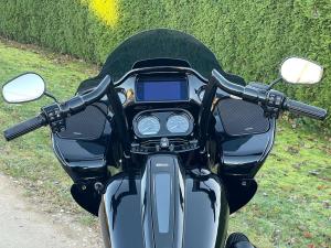 Harley-Davidson Road Glide 2023 Radviliškis, ar dzinēja tilpumu 1.90 L un nobraukumu 189 tūkst. km par 21500 €, foto 16 vietnē AUTOMOTO.COM.LV