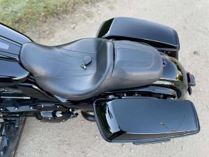 Harley-Davidson Road Glide 2023 Radviliškis, ar dzinēja tilpumu 1.90 L un nobraukumu 189 tūkst. km par 21500 €, foto 20 vietnē AUTOMOTO.COM.LV