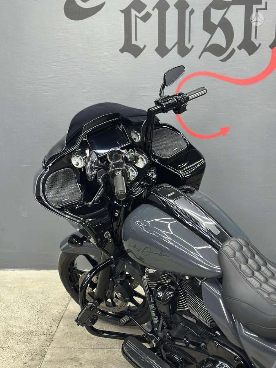 Harley-Davidson Road Glide 2023 Kauņa, ar dzinēja tilpumu 1.76 L un nobraukumu 13 tūkst. km par 17900 €, foto 5 vietnē AUTOMOTO.COM.LV