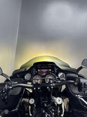 Harley-Davidson Road Glide 2023 Kauņa, ar dzinēja tilpumu 1.80 L un nobraukumu 6 tūkst. km par 23595 €, foto 13 vietnē AUTOMOTO.COM.LV