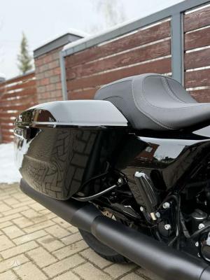 Harley-Davidson Road Glide 2024 in Kaunas, with an engine capacity of 1.90 L and mileage of 20 thousand km for 24000 €, photo 12 on AUTOMOTO.COM.LV