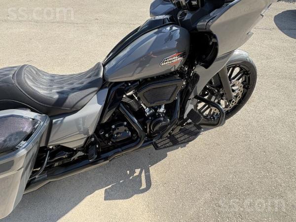 Харли-Девидсон Road Glide 2024 в Елгава, объемом двигателя 1.92 л и пробегом 0 тыс. км за 32000 €, фото 3 на AUTOMOTO.COM.LV