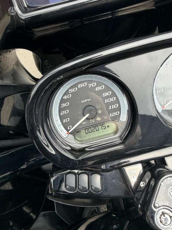Harley-Davidson Road Glide 2024 in Kaunas, with an engine capacity of 1.87 L and mileage of 2 thousand km for 13700 €, photo 10 on AUTOMOTO.COM.LV