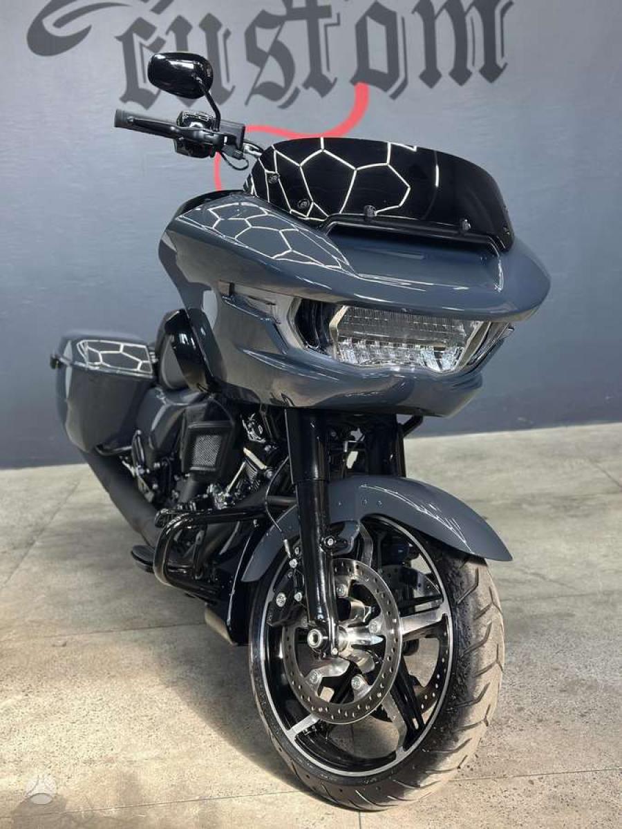 Харли-Девидсон Road Glide 2024 в Каунас, объемом двигателя 1.93 л и пробегом 3 тыс. км за 24900 €, фото 1 на AUTOMOTO.COM.LV
