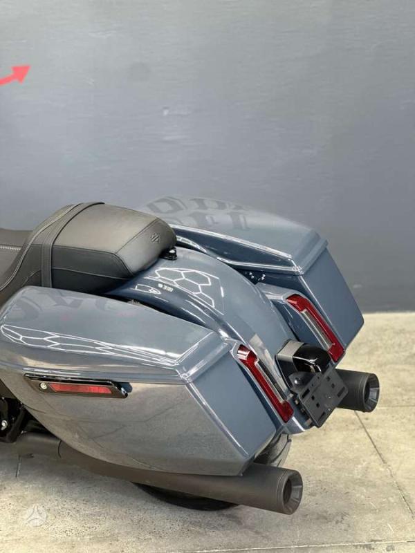 Харли-Девидсон Road Glide 2024 в Каунас, объемом двигателя 1.93 л и пробегом 3 тыс. км за 24900 €, фото 5 на AUTOMOTO.COM.LV