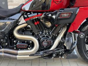 Харли-Девидсон Road Glide 2024 в Шяуляй, объемом двигателя 2.00 л и пробегом 21 тыс. км за 37000 €, фото 10 на AUTOMOTO.COM.LV