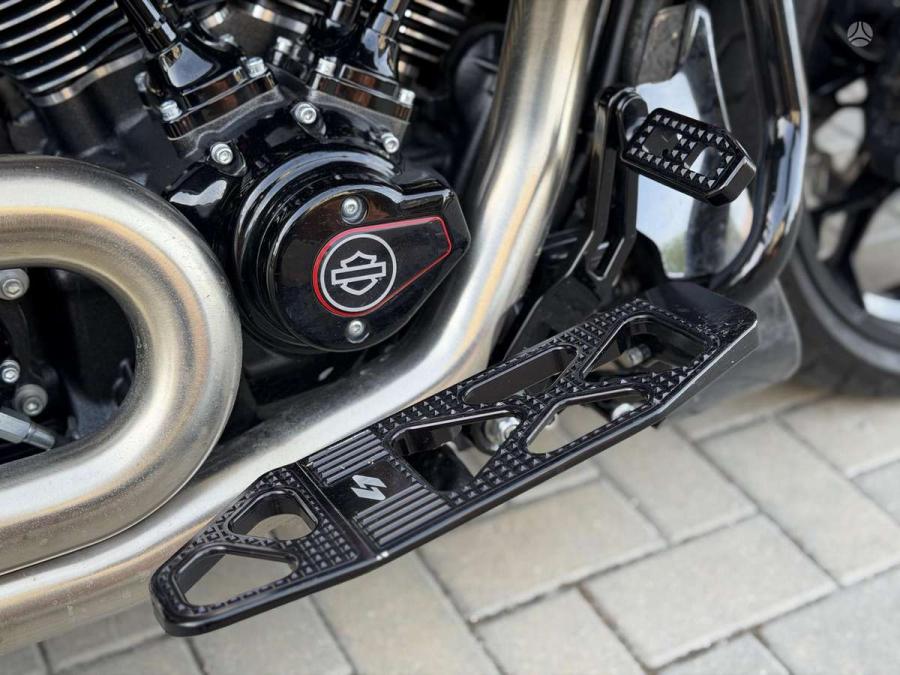 Харли-Девидсон Road Glide 2024 в Шяуляй, объемом двигателя 2.00 л и пробегом 21 тыс. км за 37000 €, фото 12 на AUTOMOTO.COM.LV