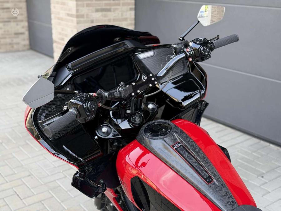 Харли-Девидсон Road Glide 2024 в Шяуляй, объемом двигателя 2.00 л и пробегом 21 тыс. км за 37000 €, фото 23 на AUTOMOTO.COM.LV