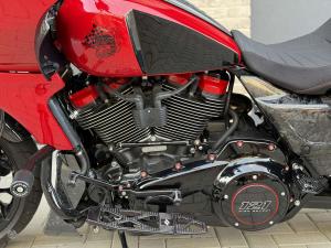 Харли-Девидсон Road Glide 2024 в Шяуляй, объемом двигателя 2.00 л и пробегом 21 тыс. км за 37000 €, фото 25 на AUTOMOTO.COM.LV