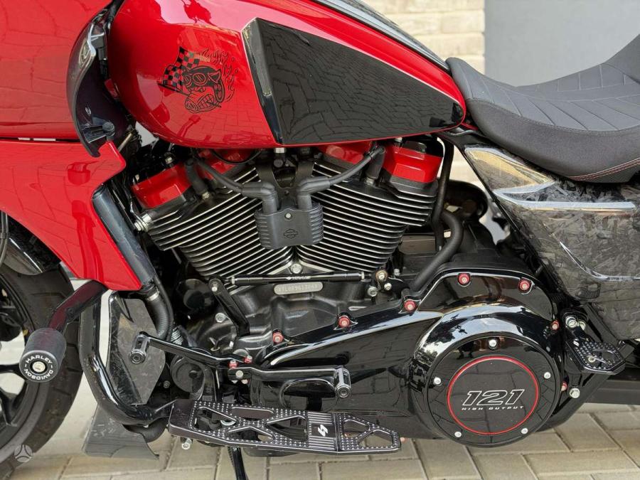 Харли-Девидсон Road Glide 2024 в Шяуляй, объемом двигателя 2.00 л и пробегом 21 тыс. км за 37000 €, фото 25 на AUTOMOTO.COM.LV