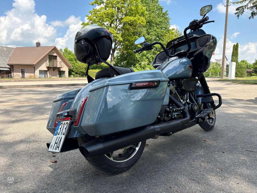 Харли-Девидсон Road Glide 2024 в Каунас, объемом двигателя 1.99 л и пробегом 2 тыс. км за 22900 €, фото 3 на AUTOMOTO.COM.LV