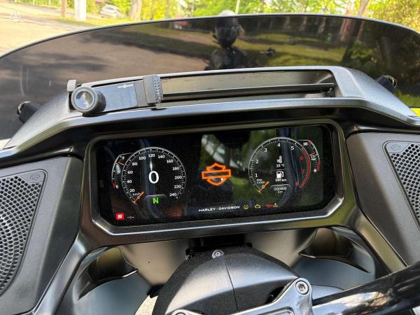 Харли-Девидсон Road Glide 2024 в Каунас, объемом двигателя 1.99 л и пробегом 2 тыс. км за 22900 €, фото 6 на AUTOMOTO.COM.LV