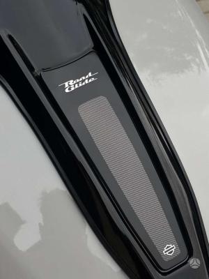 Harley-Davidson Road Glide 2025 Šauļi, ar dzinēja tilpumu 1.92 L un nobraukumu 12 tūkst. km par 22500 €, foto 14 vietnē AUTOMOTO.COM.LV