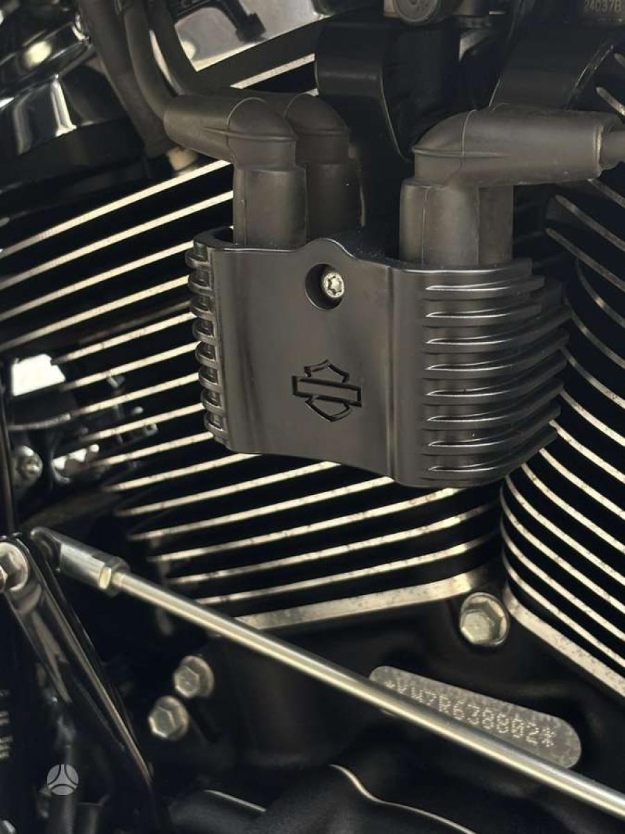 Harley-Davidson Road Glide 2025 Šauļi, ar dzinēja tilpumu 1.92 L un nobraukumu 12 tūkst. km par 22500 €, foto 17 vietnē AUTOMOTO.COM.LV
