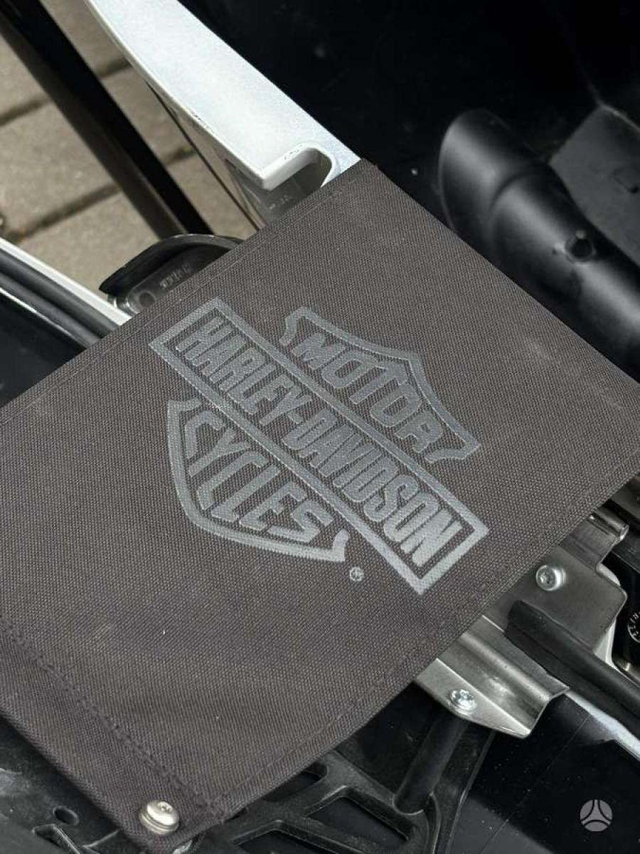 Harley-Davidson Road Glide 2025 Šauļi, ar dzinēja tilpumu 1.92 L un nobraukumu 12 tūkst. km par 22500 €, foto 24 vietnē AUTOMOTO.COM.LV
