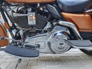 Oranžs Harley-Davidson Road Glide 2008 Viļņa, ar dzinēja tilpumu 1.57 L un nobraukumu 108 tūkst. km par 7100 €, foto 10 vietnē AUTOMOTO.COM.LV