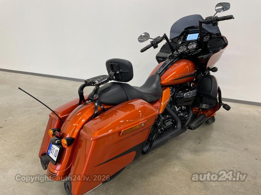 Оранжевый Харли-Девидсон Road Glide 2019 в Таллин, объемом двигателя 1.87 л и пробегом 12 тыс. км за 20900 €, фото 4 на AUTOMOTO.COM.LV