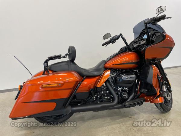 Oranžs Harley-Davidson Road Glide 2019 Tallina, ar dzinēja tilpumu 1.87 L un nobraukumu 12 tūkst. km par 20900 €, foto 5 vietnē AUTOMOTO.COM.LV